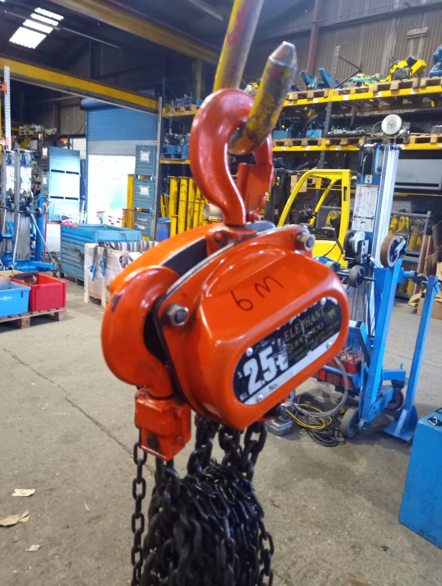 ELEPHANT CHAIN BLOCK AND TACKLE MANUAL HOIST 2500kg, 6m Height Of Lift ...