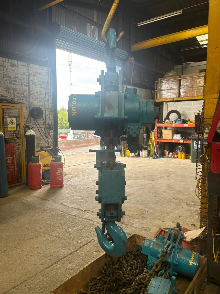 Red Rooster Pneumatic Air Chain Hoist 10000kg (10t) 9m Height Of Lift ...